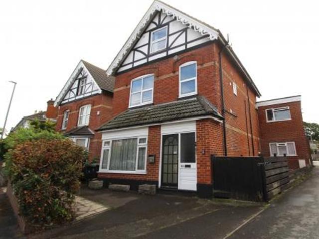 1 bedroom Flat To Let