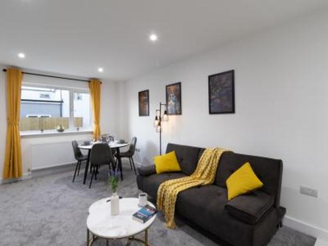 1 bedroom Flat To Let