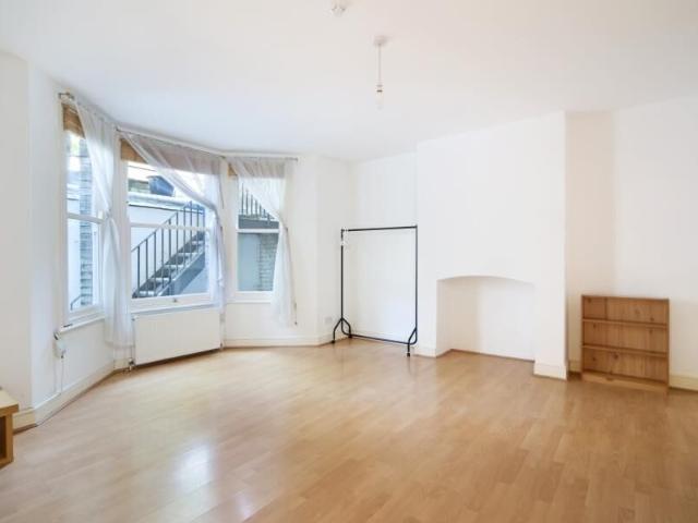 1 Bedroom Flat To Let