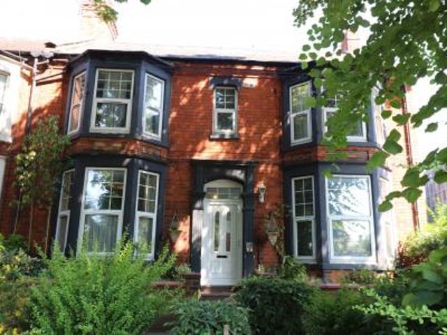 1 bedroom Flat To Let