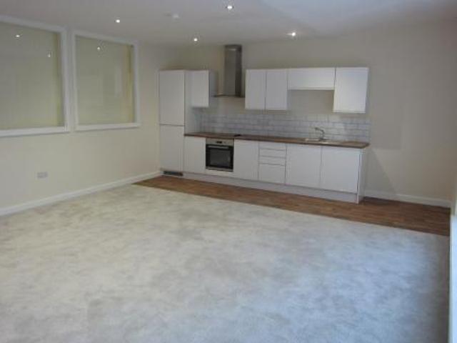 1 bedroom Flat To Let