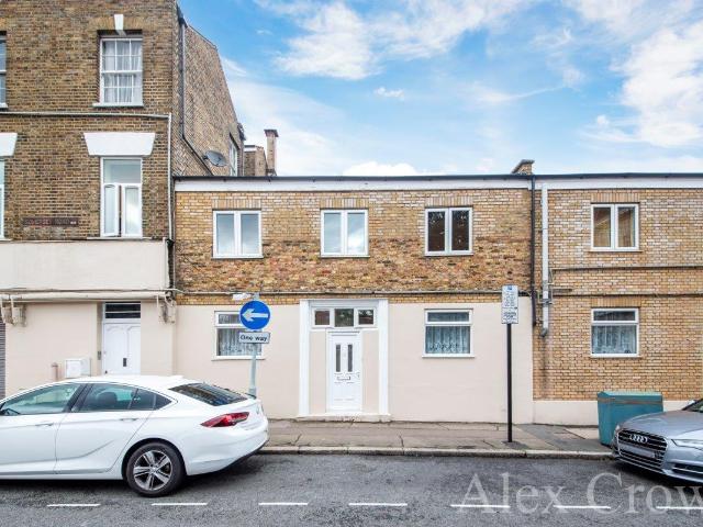 1 Bedroom Flat To Let