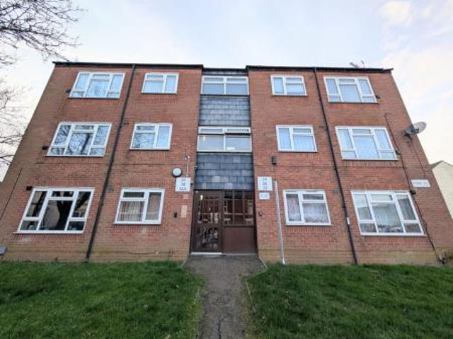 1 bedroom Flat To Let
