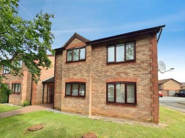 1 bedroom Flat To Let