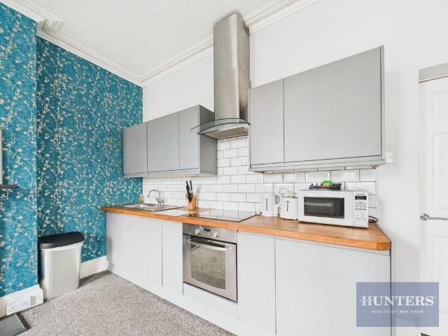 1 bedroom Flat To Let
