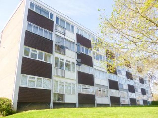 1 bedroom Flat To Let