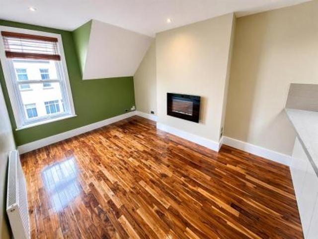 1 bedroom Flat To Let