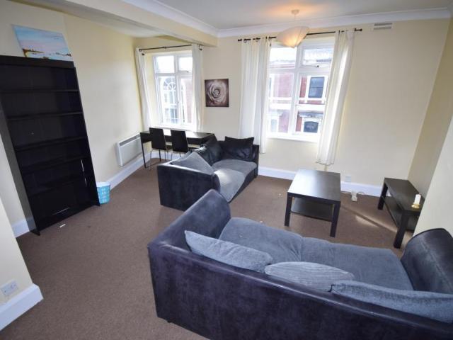 1 bedroom Flat To Let