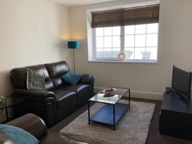 1 bedroom Flat To Let