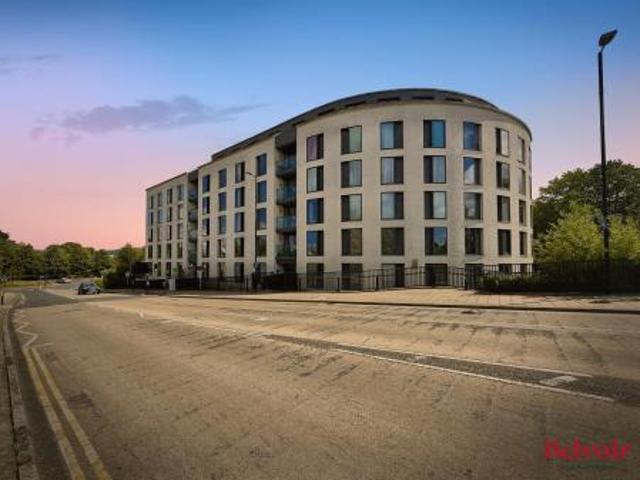 1 bedroom Flat To Let