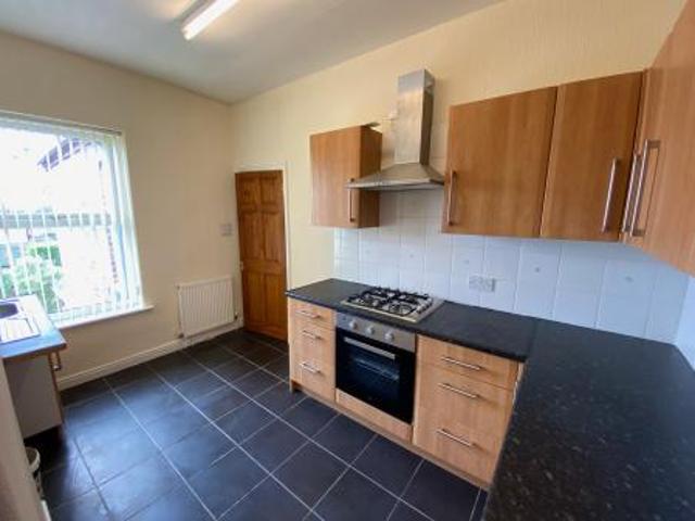 1 bedroom Flat To Let