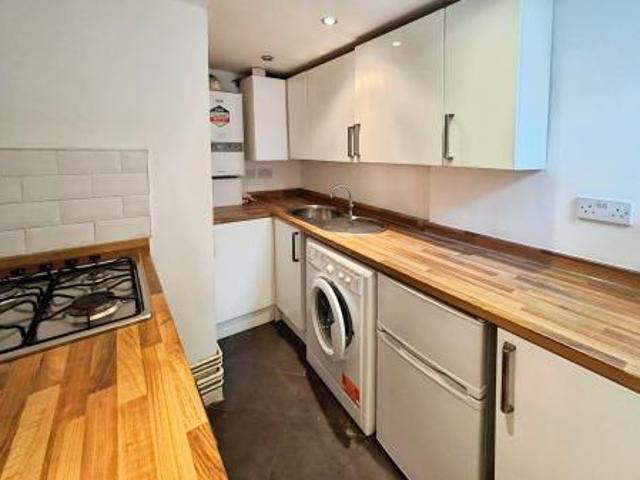 1 bedroom Flat To Let