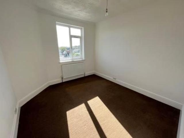1 bedroom Flat To Let