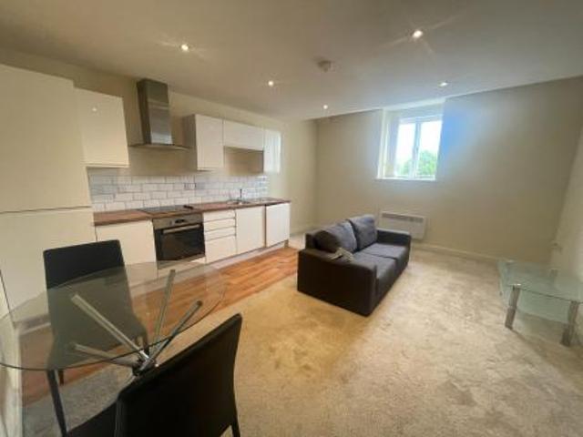 1 bedroom Flat To Let