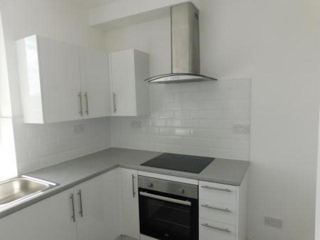 1 bedroom Flat To Let