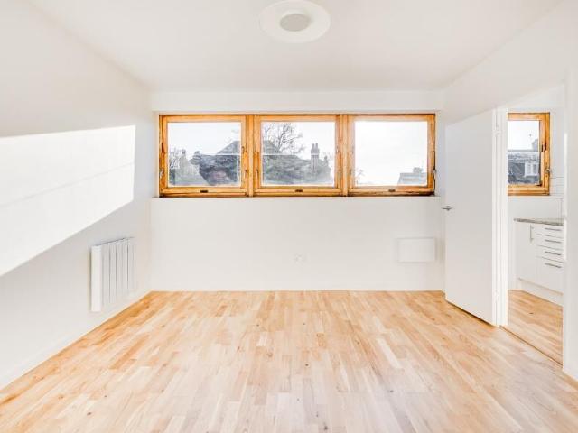 1 Bedroom Flat To Let