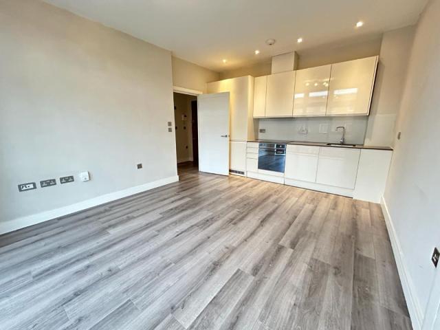 1 Bedroom Flat To Let