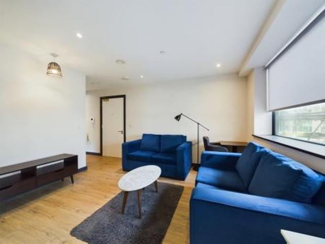 1 bedroom Flat To Let