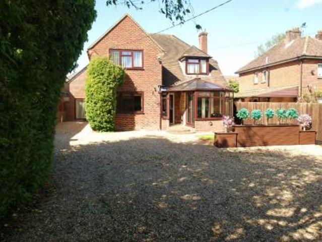 1 bedroom Flat To Let