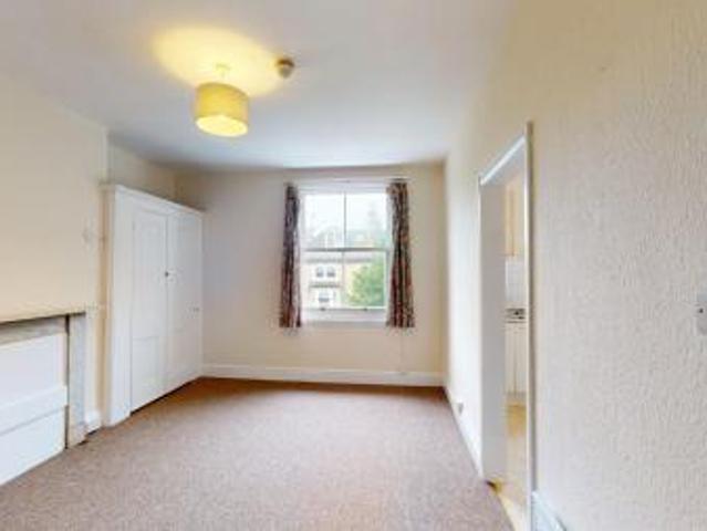 1 bedroom Flat To Let