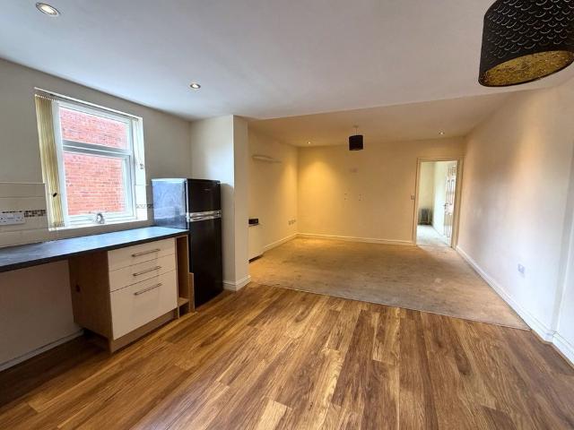 1 bedroom flat to let