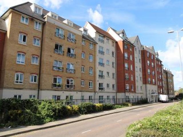1 bedroom Flat To Let