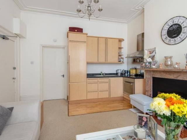 1 Bedroom Flat To Let
