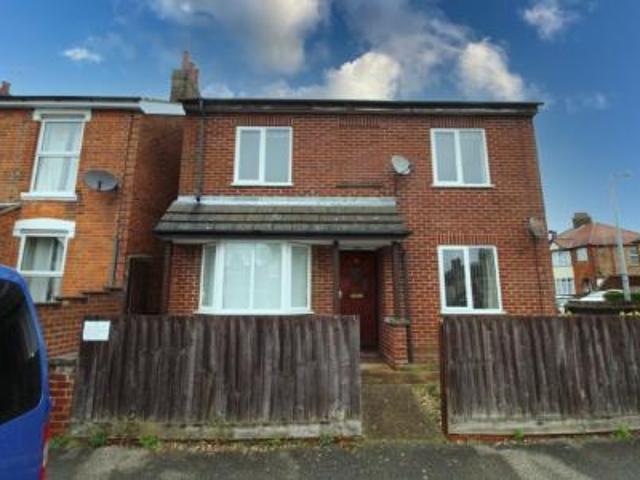 1 bedroom Flat To Let