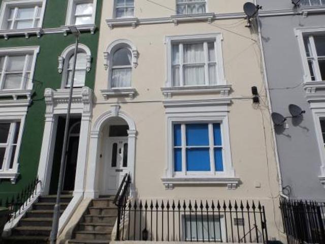 1 bedroom Flat To Let