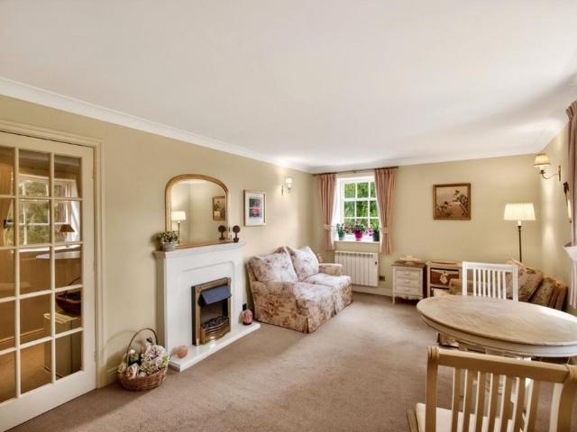 1 bedroom Flat To Let