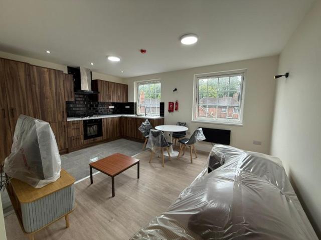 1 bedroom Flat To Let