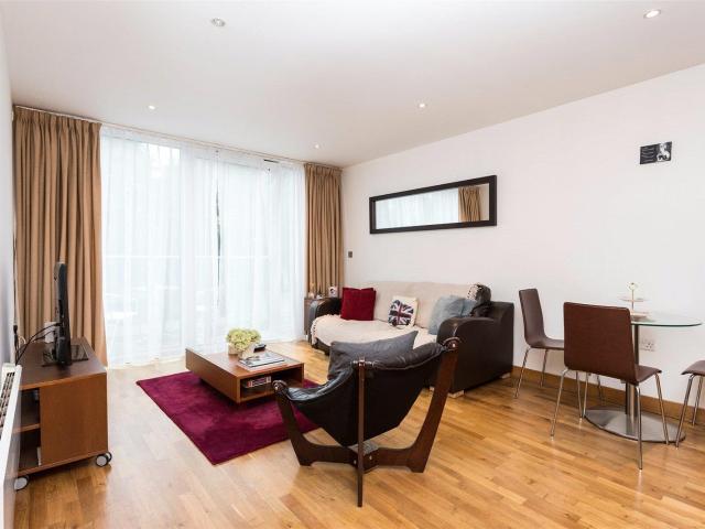 1 Bedroom Flat To Let
