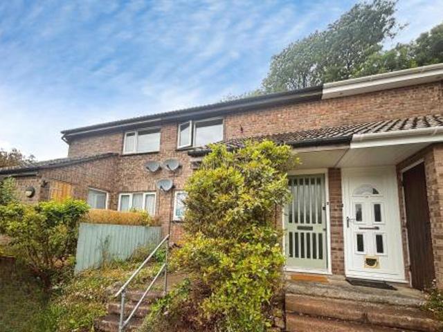 1 bedroom Flat To Let