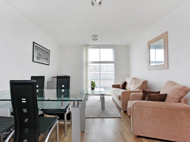 1 Bedroom Flat To Let