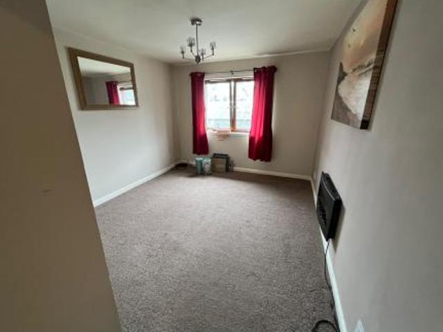 1 bedroom Flat To Let