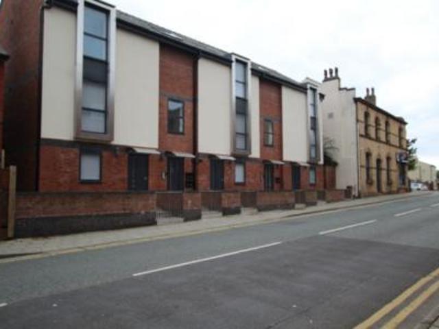 1 bedroom Flat To Let