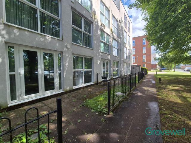 1 bedroom Flat to let Green View, Salford