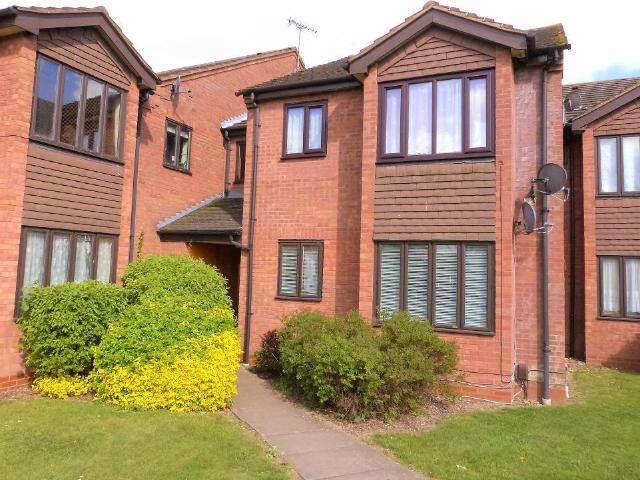 1 Bedroom Flat To Let in Tasker Close, Harlington, UB3 5LD | Charrison Davis Estate Agents in Harlington and Hayes