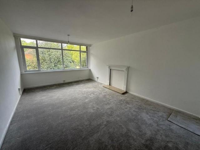 1 bedroom Flat To Let Total Size: 528 SQ FT