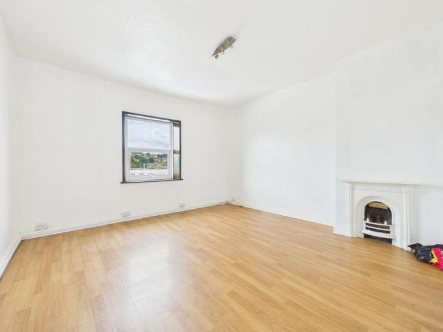 1 bedroom Flat To Let Total Size: 657 SQ FT