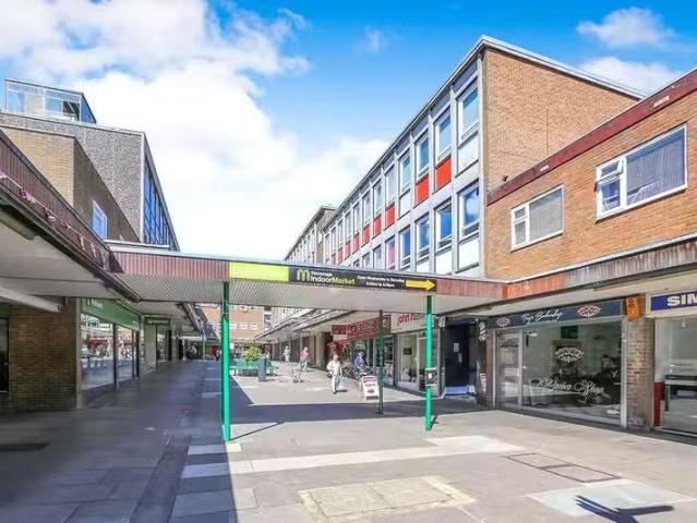 1 bedroom Flat to rent, Market Place Chambers, 1 Market Place.
