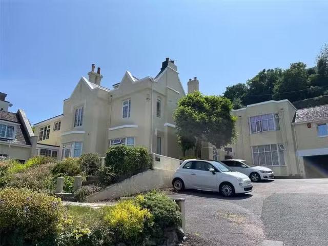 1 bedroom Flat to rent, Meadfoot Road, Torquay, TQ1 £650 pcm