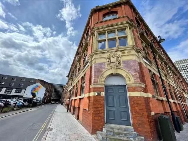 1 bedroom Flat to rent, Morledge Street, Leicester, LE1 £750.