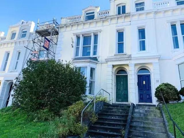 1 bedroom Flat to rent, North Hill, Plymouth, PL4 £700 pcm