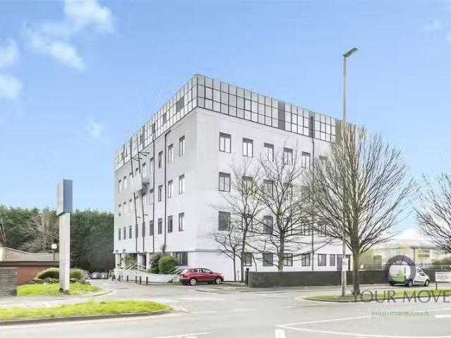 1 bedroom Flat to rent, Oak Court, Dudley Road, DY5 £750 pcm
