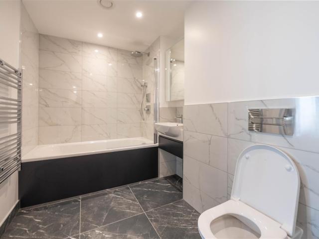 1 bedroom flat to rent on Marsh Wall, London