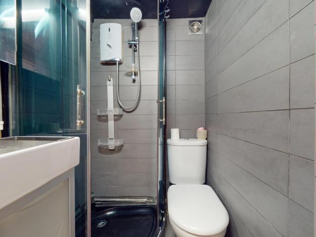 1 bedroom flat to rent on Molyneux Street, London