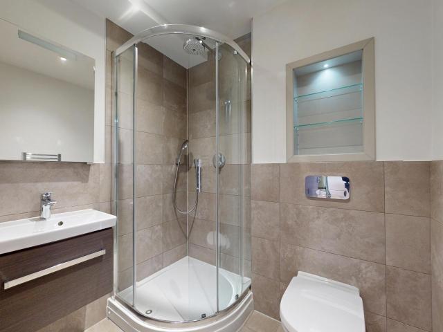 1 bedroom flat to rent on Olympic Way, London