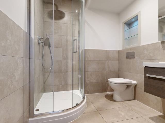 1 bedroom flat to rent on Olympic Way, London