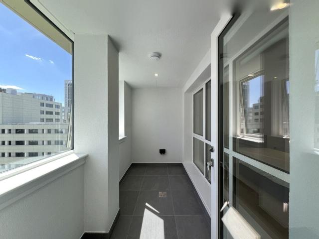 1 bedroom flat to rent on Olympic Way, London